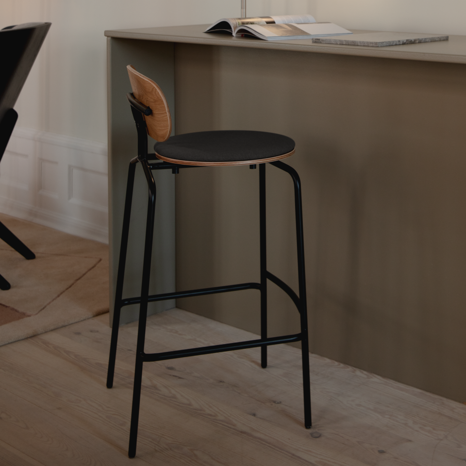 Shop fg-Chairs Hocker at UMAGE | UMAGE